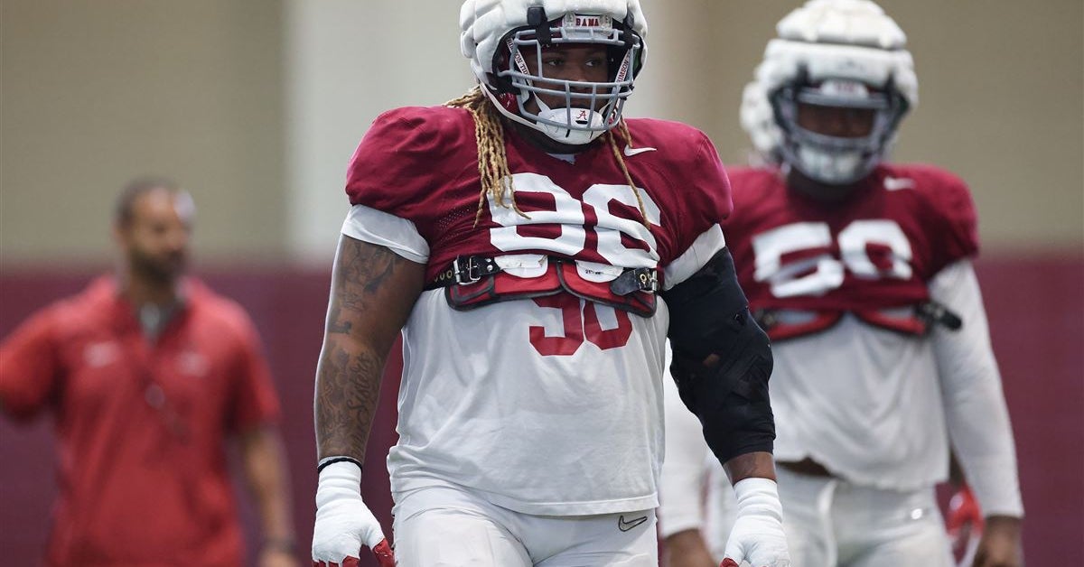 Alabama defensive starter announces his return for fifth season in 2025