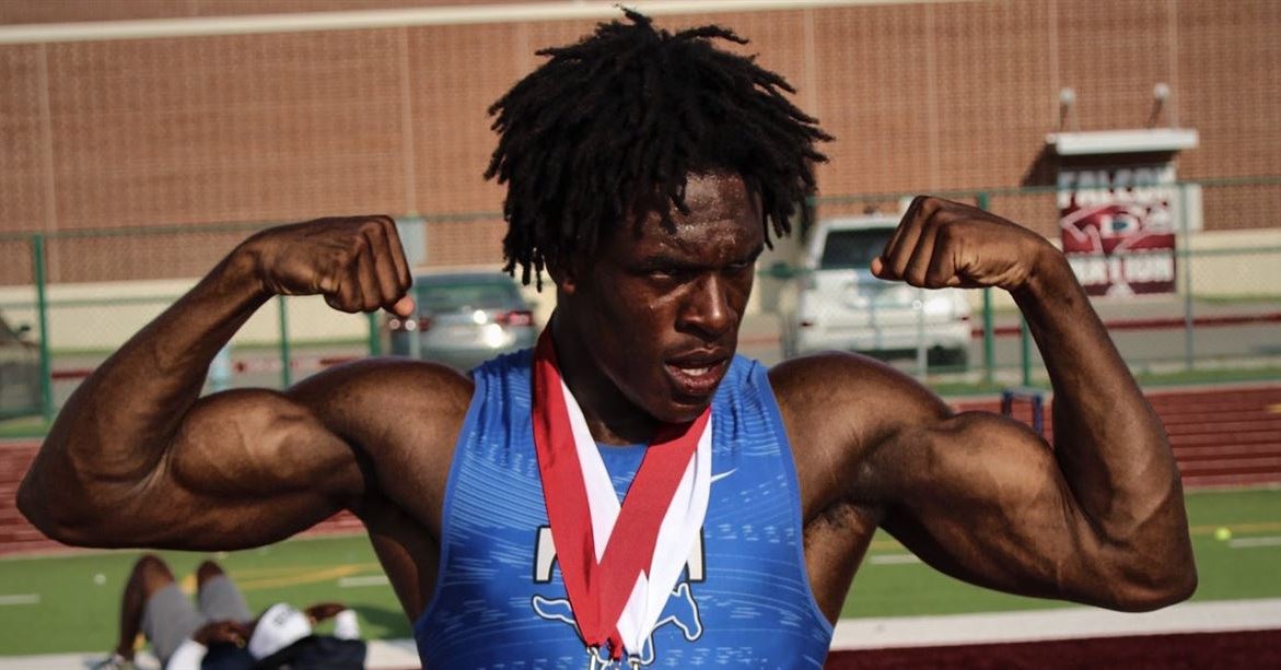 Four-star Edge Tobi Haastrup commits and signs with Oregon football