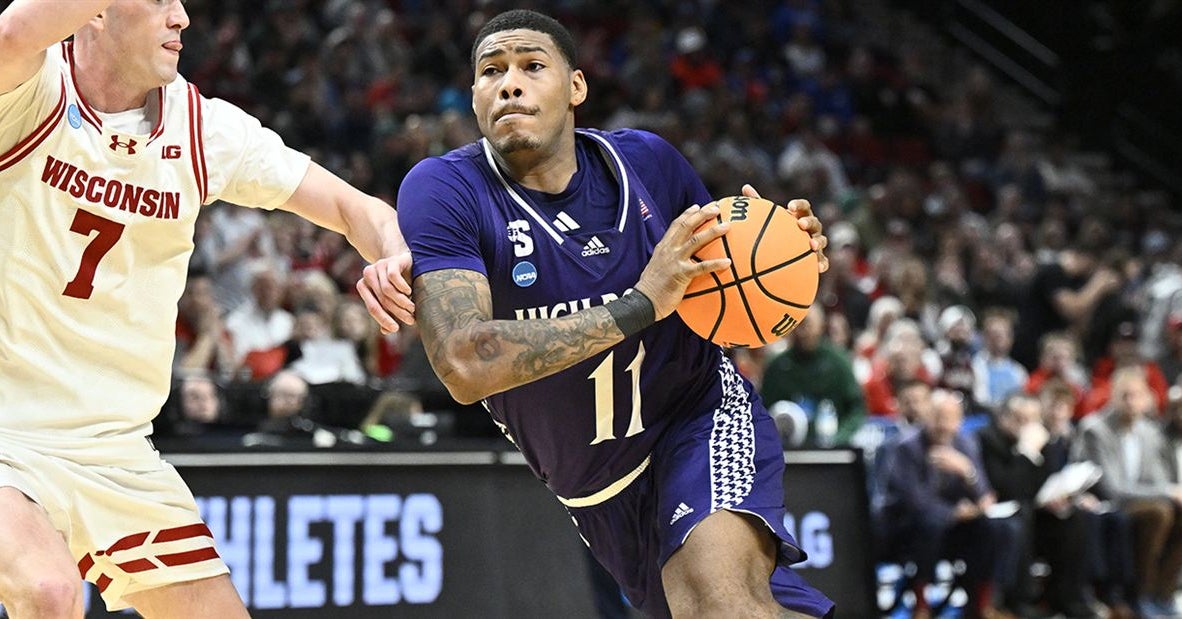 Arkansas facing veteran High Point squad in second round