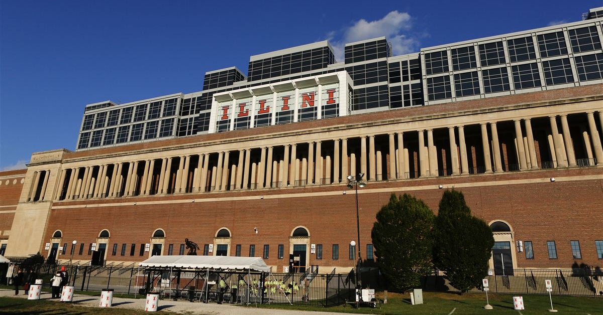 UI alum Larry Gies pledges $100 million to Illini athletics, Memorial ...