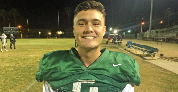 Cougars offer 2016 QB