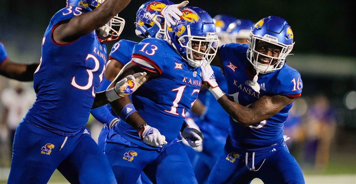 Kansas Pro Football Focus grades, snap counts from Week 1