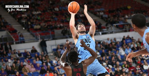 Photos: Career Day for Luke Maye