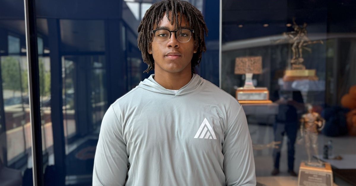 4-star OL Terrance Smith takes Auburn OV with decision a week away