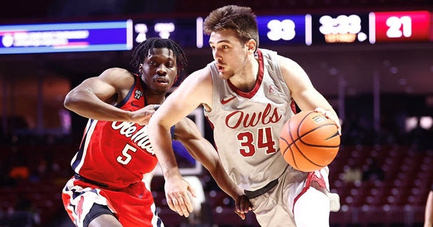 Picarelli’s three-point shooting draws attention and draws fouls