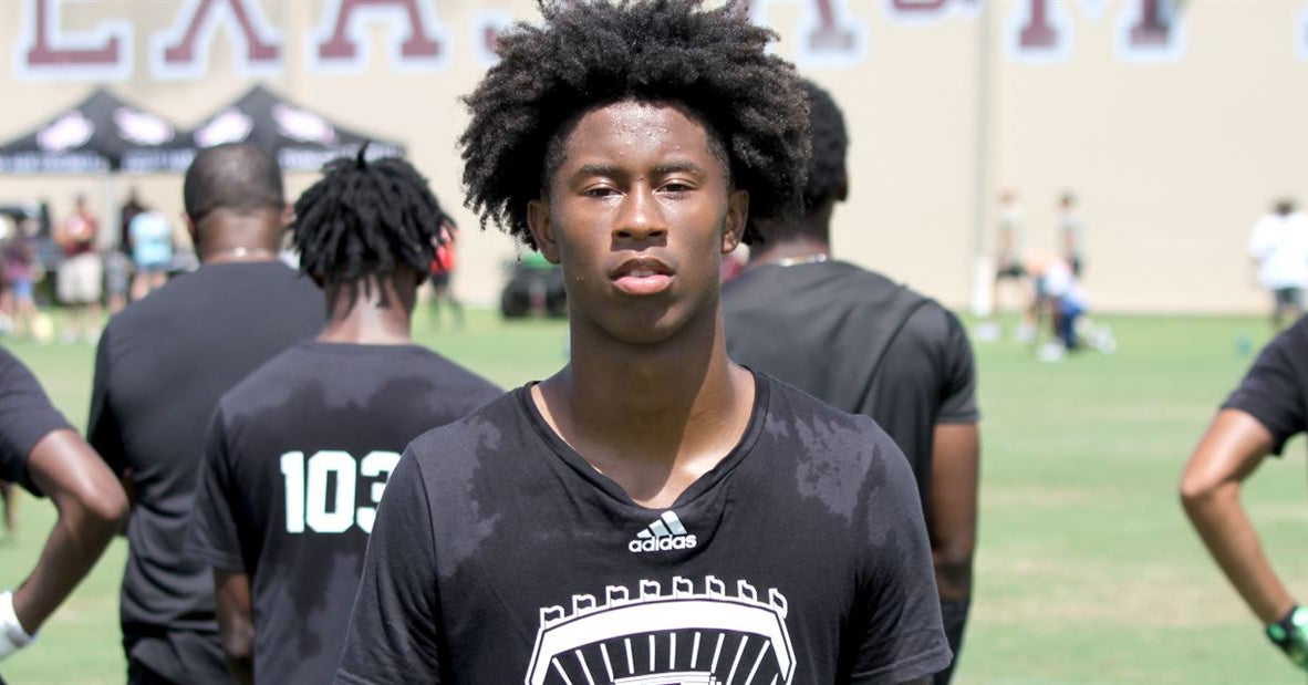 Oregon makes the Top 5 for rising 2025 wide receiver out of Texas