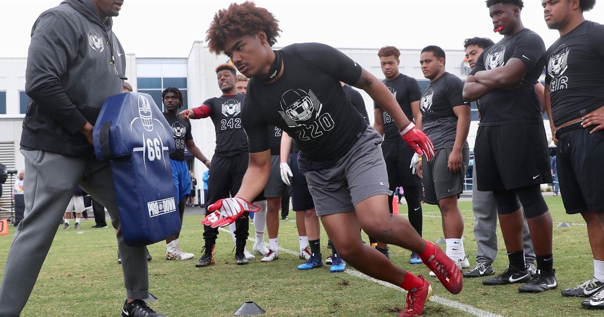 Three-star DL Dylan Hall Sees Familiar Faces at UCLA