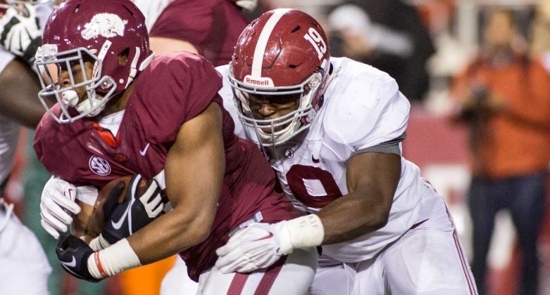 Ragland, Kelly, Robinson named to award watch lists