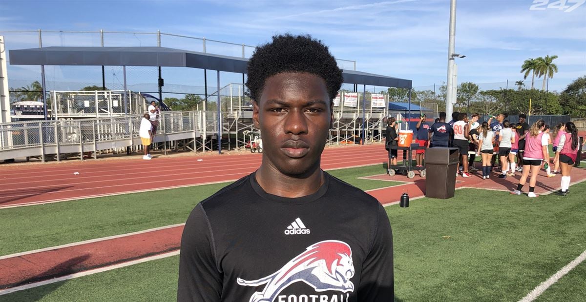 2026 LB Bryant Junius impressed by fan support during Louisville spring ...