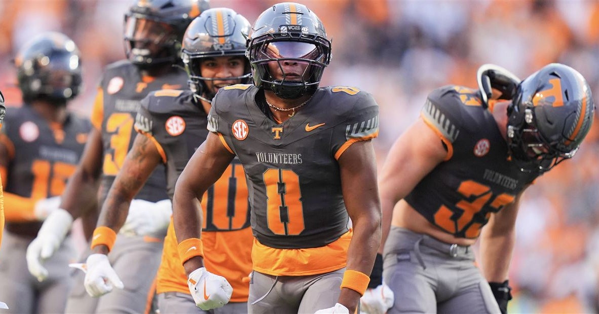 Tennessee football opens as slight favorite over Florida ahead of trip ...