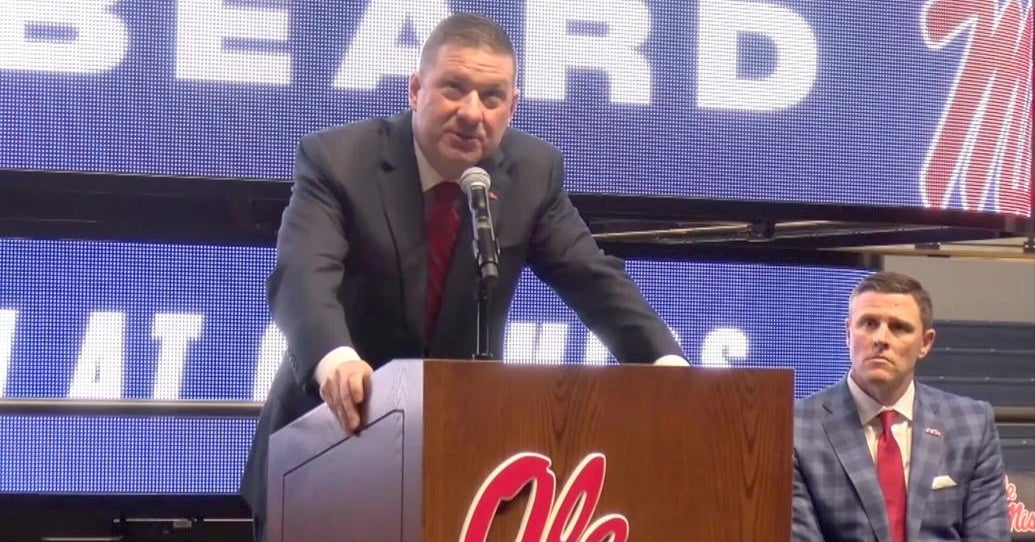 Keith Carter talks Ole Miss basketball and Chris Beard's NIL warchest