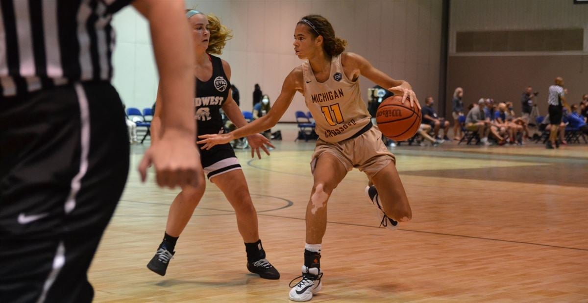 4-Star Amiyah Reynolds showing the wow factor this summer