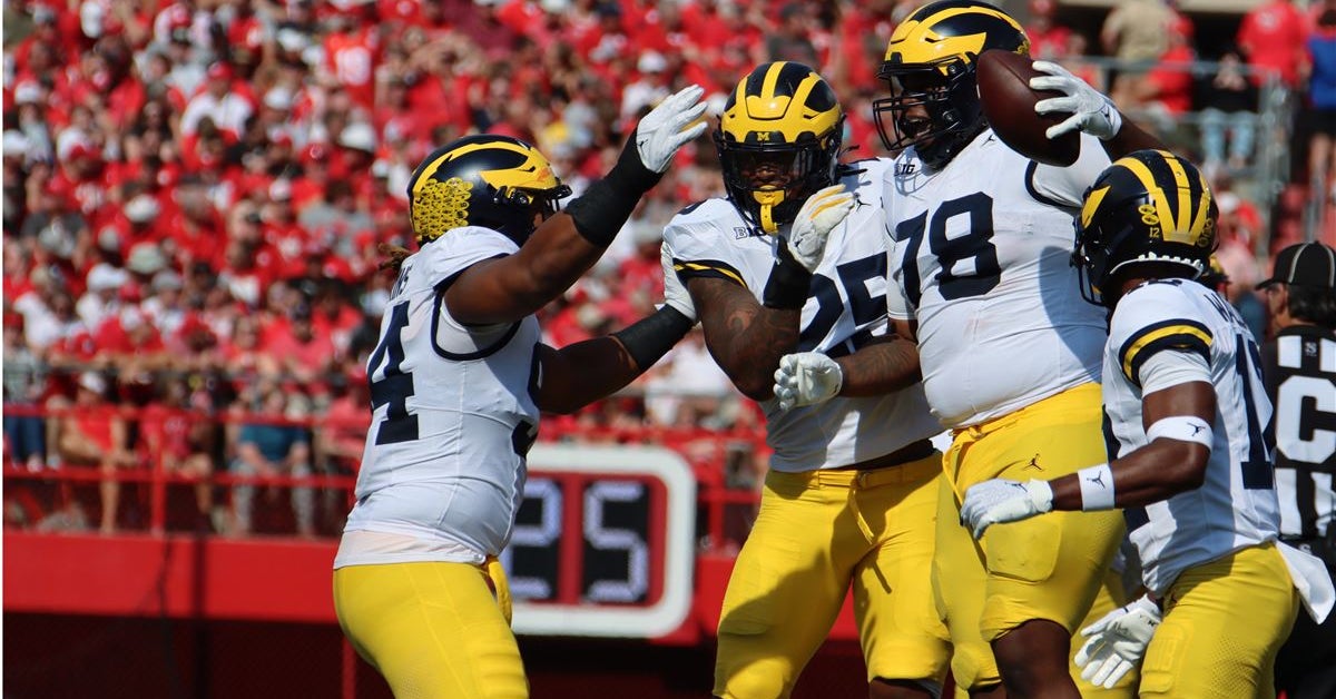 Takeaways: Michigan owns the trenches, looks like normal self as it ...