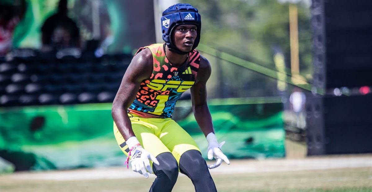 Five-star Charles Lester III down to three schools