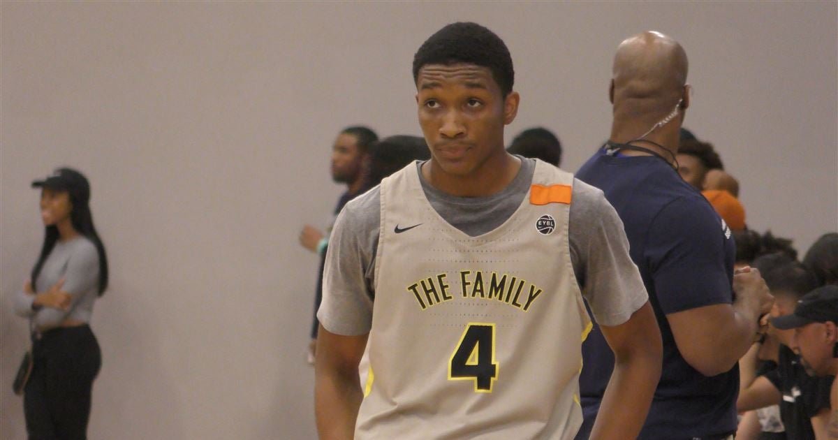 WATCH: Bowman drops 22 and 6 at EYBL