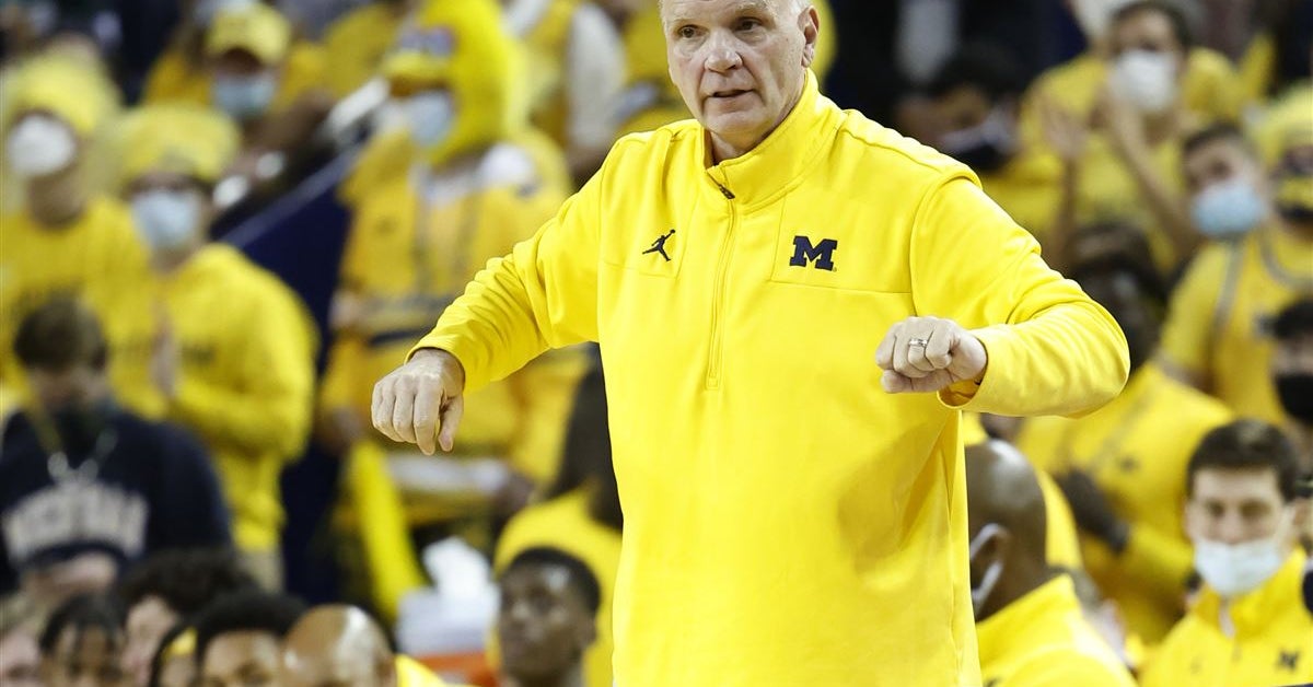 Phil Martelli previews Michigan basketball's season opener, provides ...