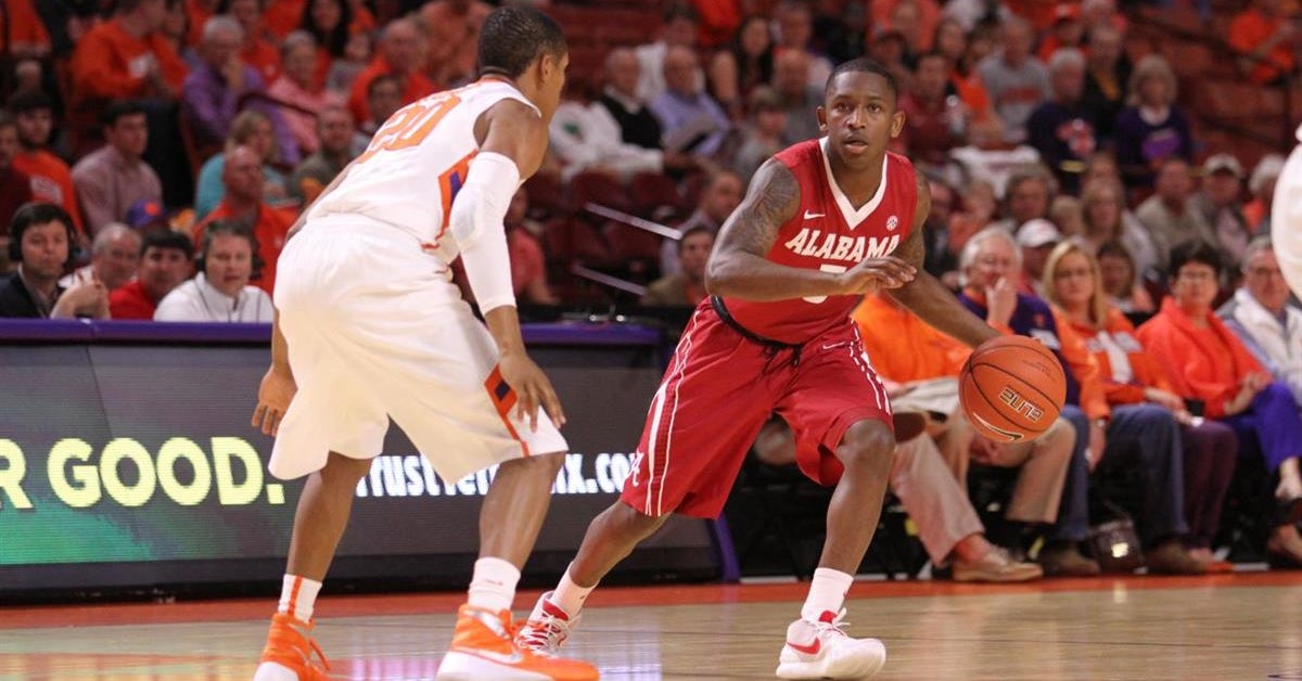 Alabama point guard announces decision to transfer