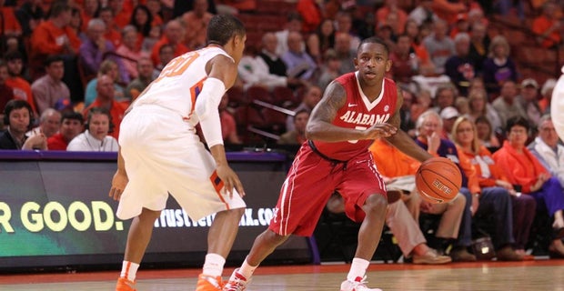 Alabama point guard announces decision to transfer