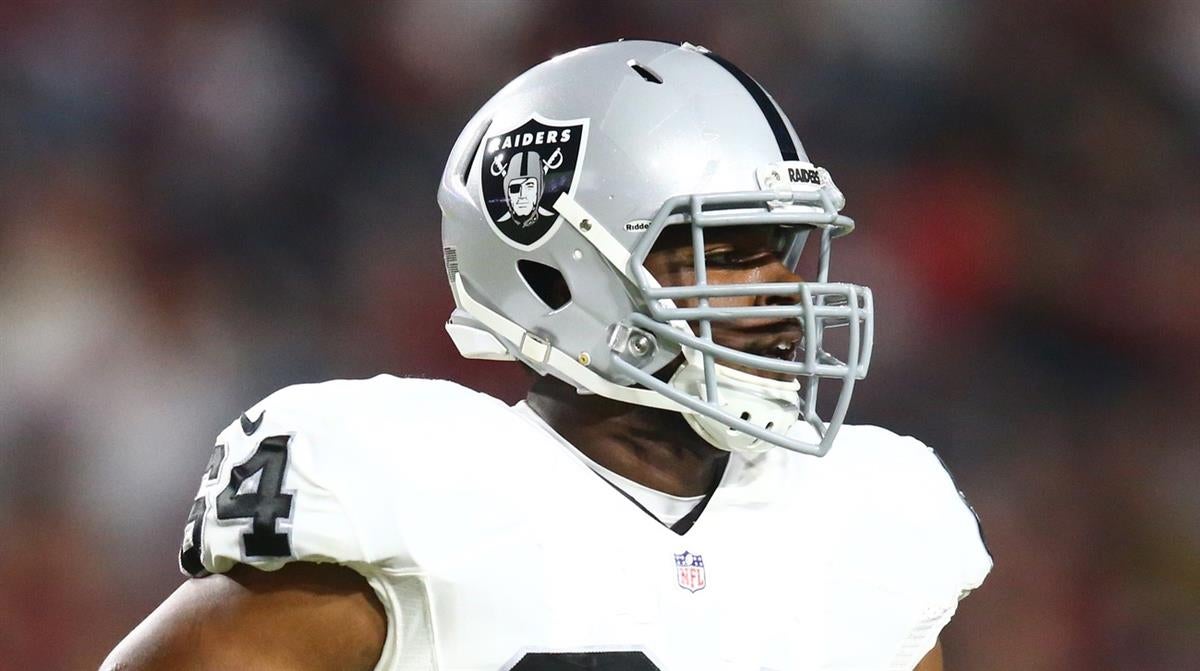 Oakland Raiders waive OL Torian White