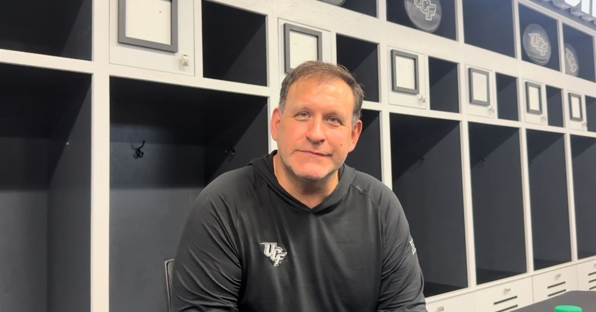 UCF Rallies Around Offensive Line Coach Shawn Clark as He Battles ...