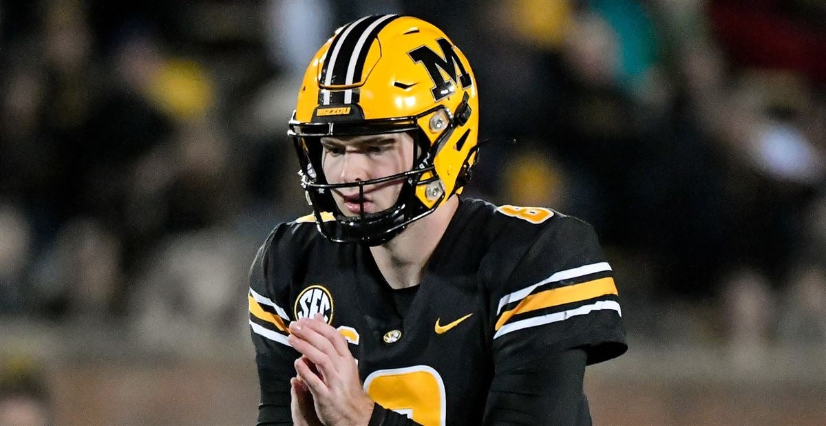 Missouri QB transfer Connor Bazelak commits to Indiana