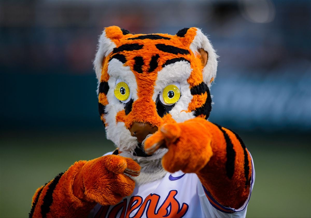 Clemson president Jim Clements pens letter to Clemson family