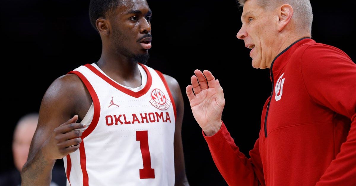 Kobe Elvis adjusting to 'different' role off bench for Oklahoma basketball