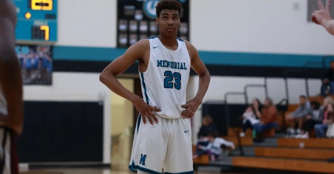 What is LSU basketball getting with Robert Miller on the court?