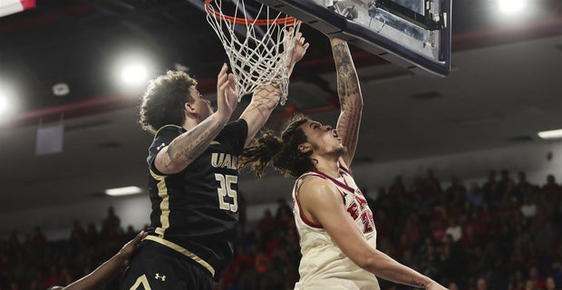Transfer Portal Update: Florida Atlantic transfer Tre Carroll arrives ...