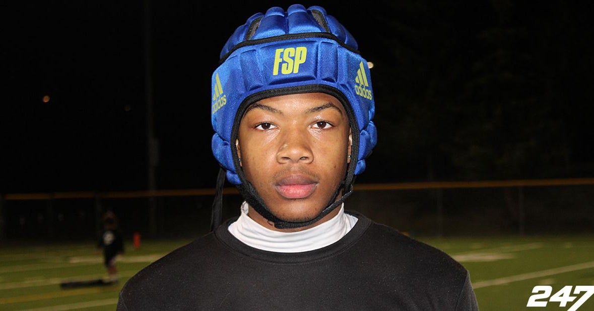 Washington 2024 receiver commit Landon Bell checks out future home