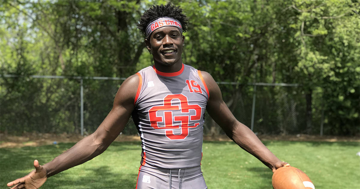 Edward Gipson adding offers, open to playing defense