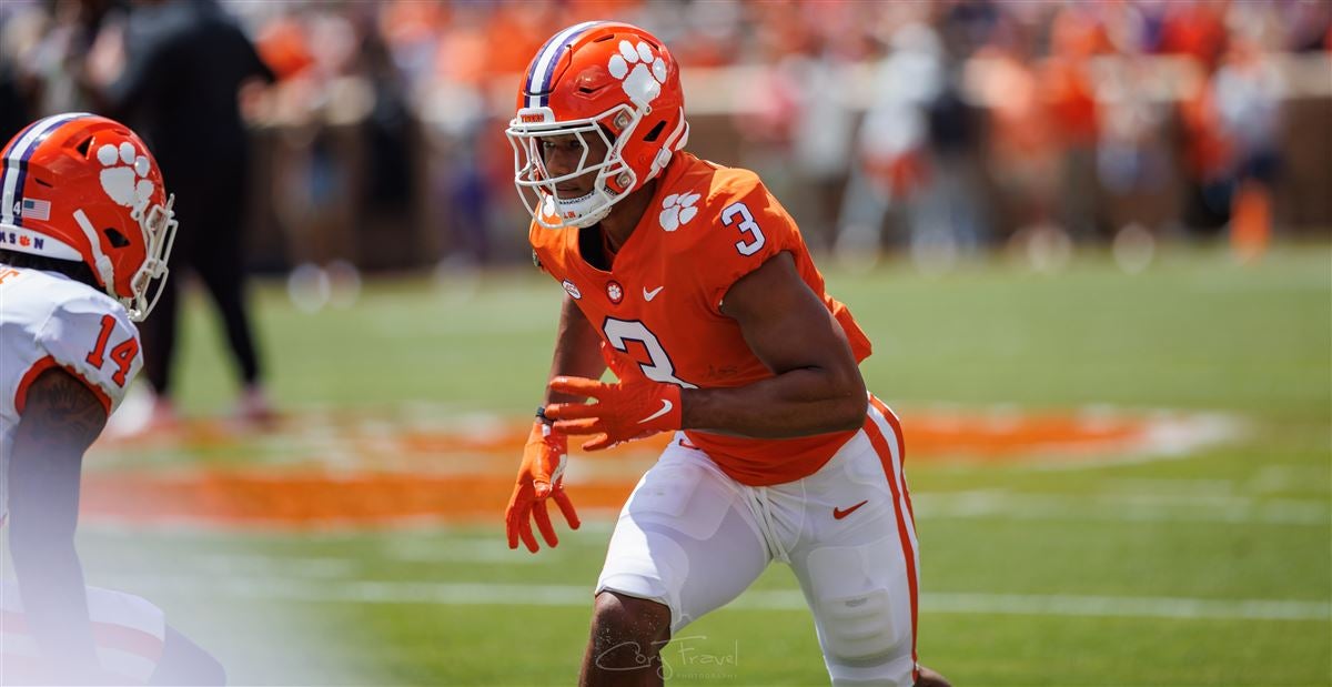 Report Clemson Wr Noble Johnson Arrested For Reckless Driving