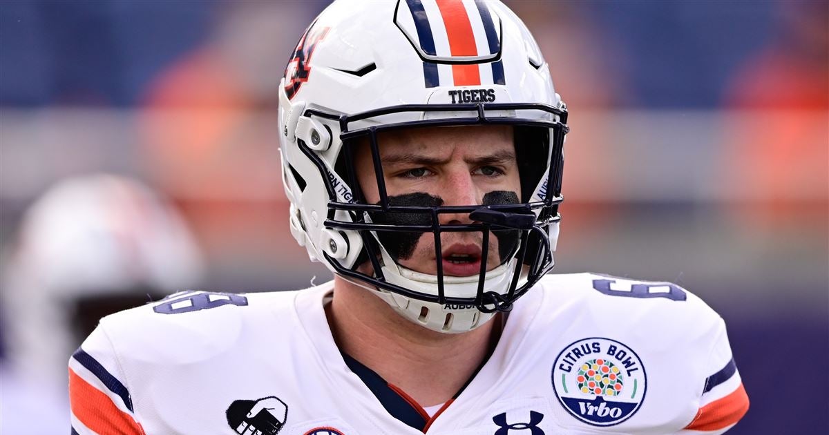 Auburn senior Austin Troxell 'deserves the world' in 2021