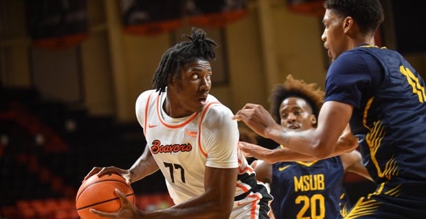 Oregon State forward Maxim Logue enters transfer portal