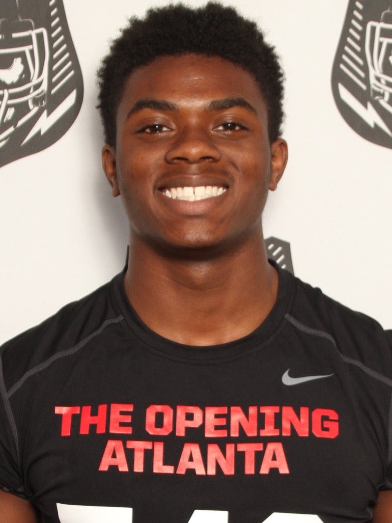 Marvin Hubbard commits to Duke