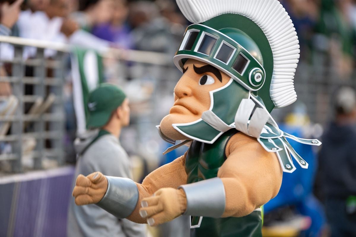 Michigan State offers 2025 Texas 5-Star CB Devin Sanchez