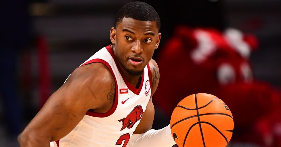 Trey Wade becoming stabilizing force for Razorbacks
