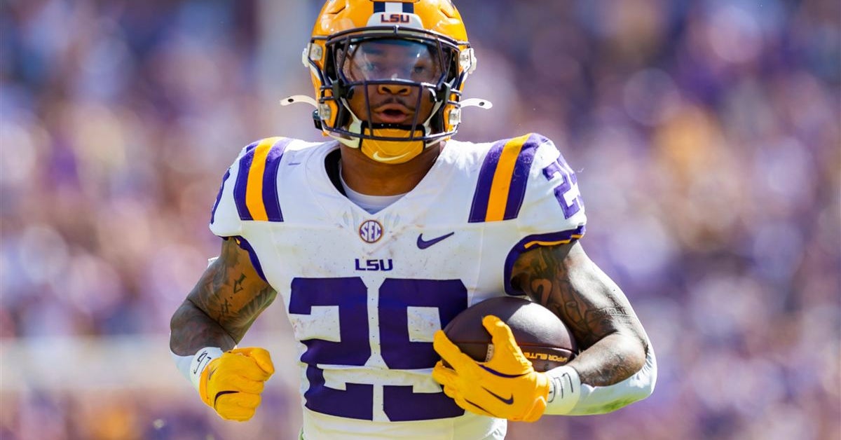 LSU RB Caden Durham announces return to program