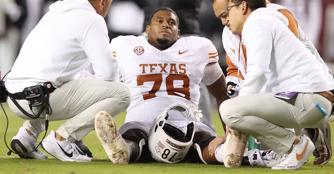 Texas Football: Kelvin Banks Jr. injured for No. 3 Longhorns in ...