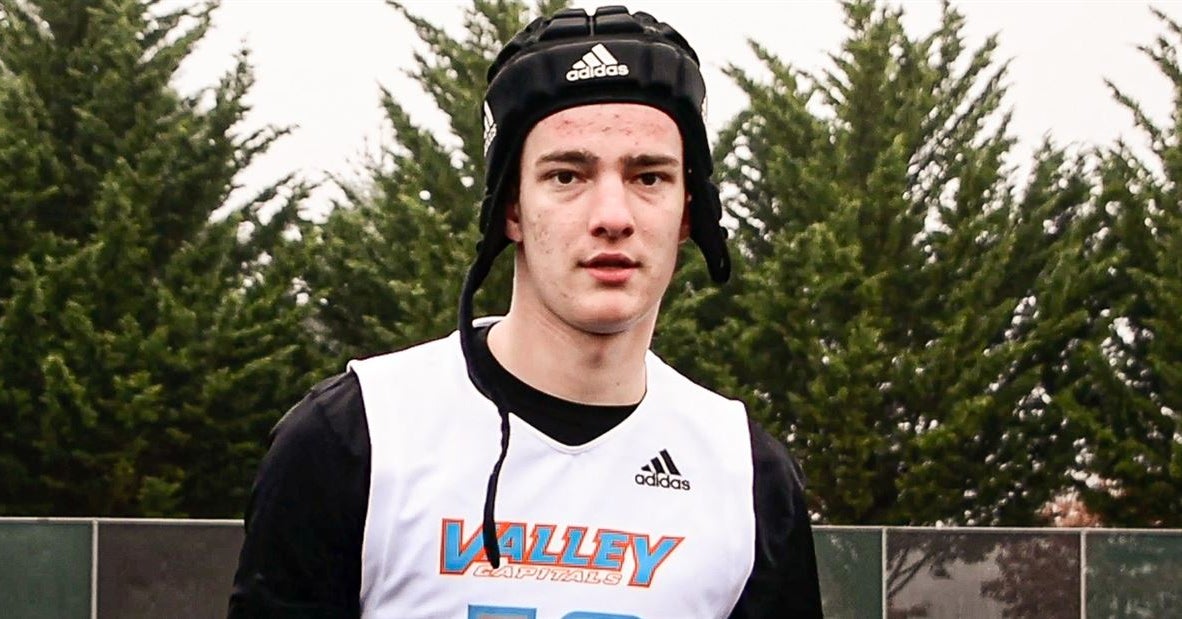 Oregon QB Jackson Lowery patiently waiting for first offer