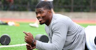 Rasheem Green, Seattle, Strong-Side Defensive End