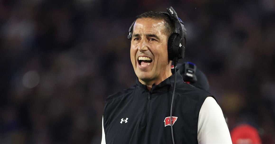 Report: Wisconsin Hires E.J. Whitlow as Defensvie Line Coach