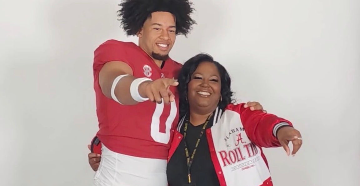 Peach State Change: Longtime Georgia DL commit Corey Howard flips to Alabama following official ...