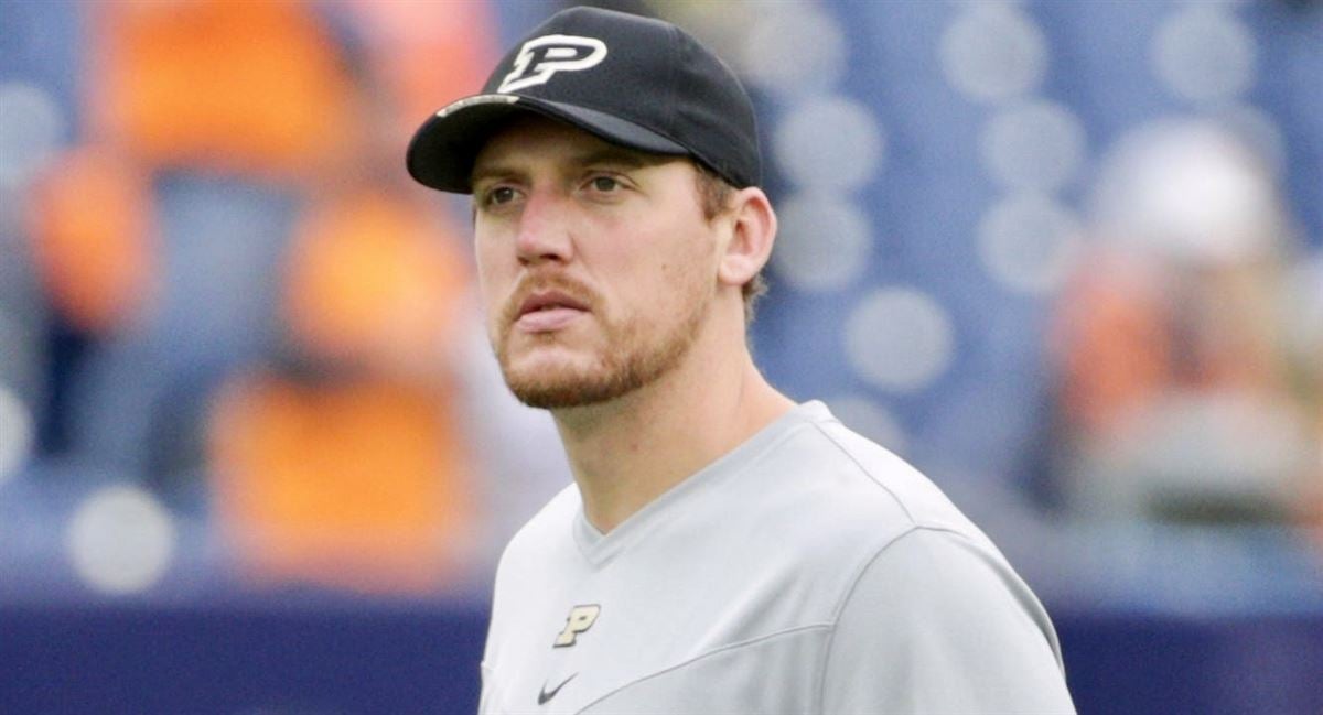 Ryan Wallace joining Jeff Brohm's staff at Louisville as tight end coach