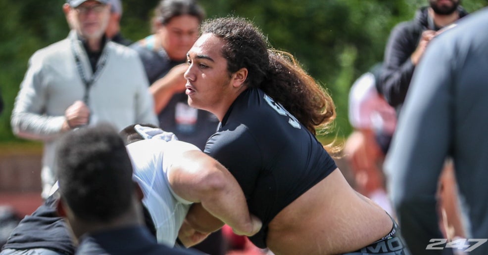 Oaks Christian sophomore defensive tackle Joseph Peko visits USC