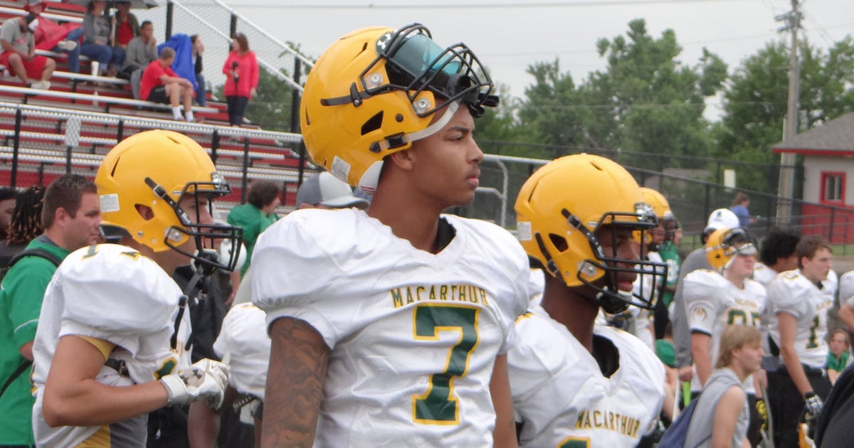 Anthony Love Getting Attention At Mustang