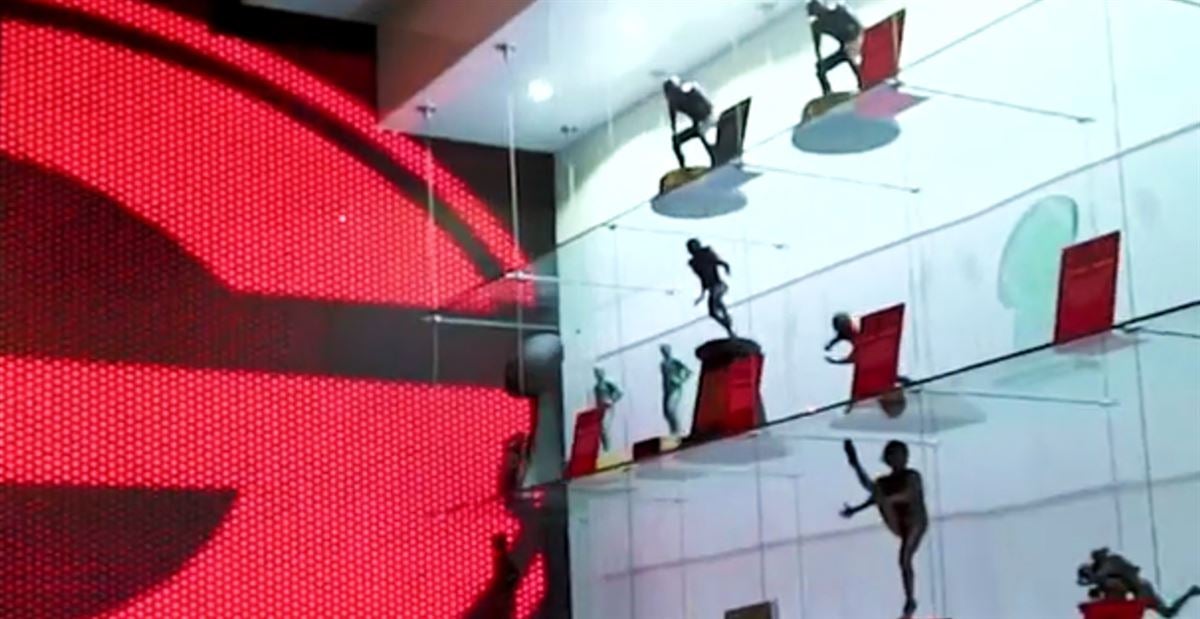 Georgia football shows off new trophy room, facility upgrades