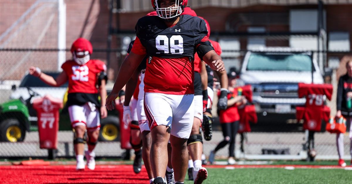 Utah defensive tackle Dallas Vakalahi is focused on being disciplined