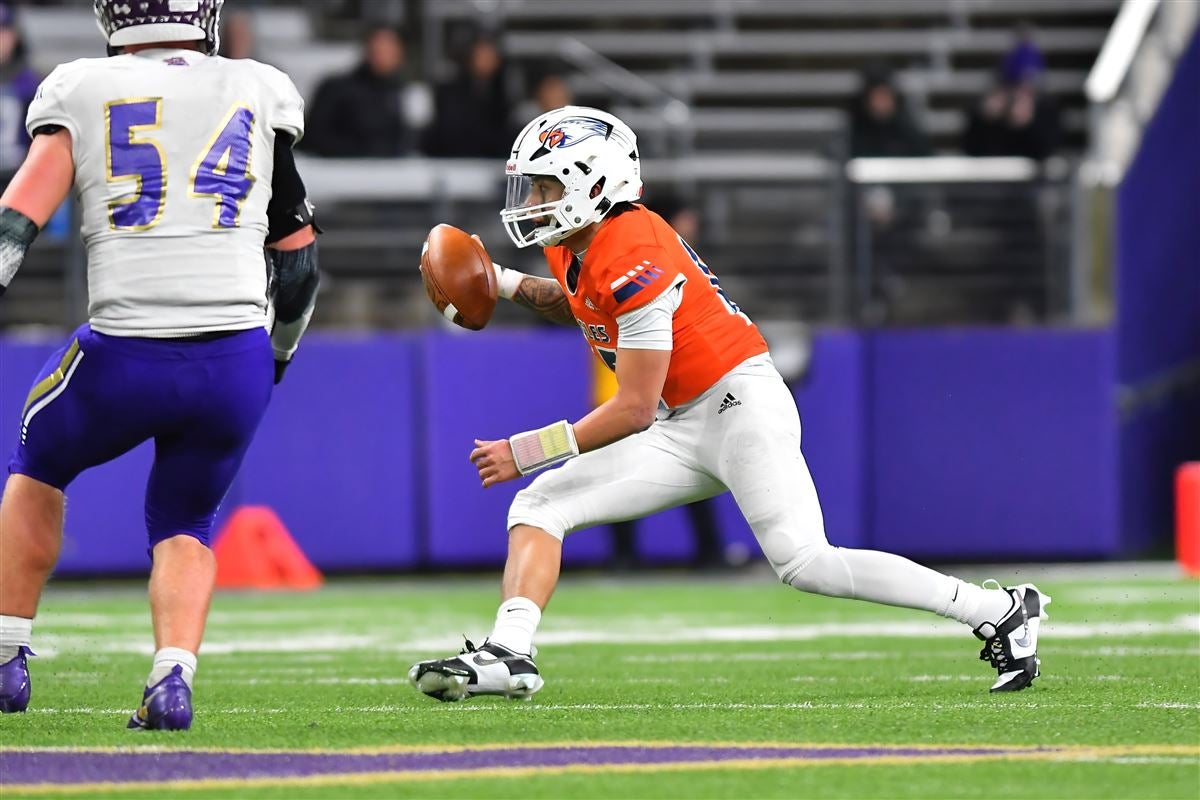 PHOTO GALLERY: Lake Stevens Goes Back-To-Back Defeating Graham-Kapowsin ...