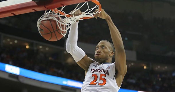 Houston Rockets sign Akil Mitchell